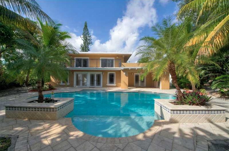 Magnifique villa à Miami (377m2) 965,000$ - MCS Investments & Property ...